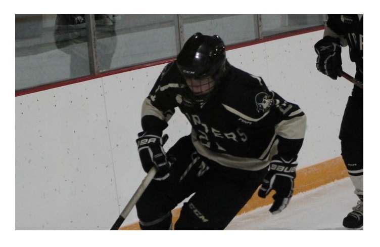 Dauphin's Riley Hammond Continues to Produce for Clippers - 730 CKDM