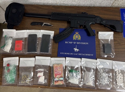 Trio charged after traffic stop - 730 CKDM