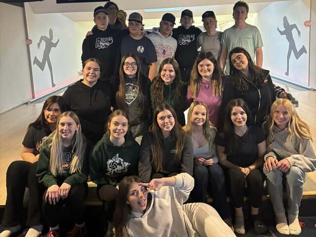 Gilbert Plains Students Come Together - 730 CKDM
