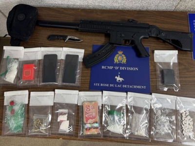Trio charged after traffic stop - 730 CKDM